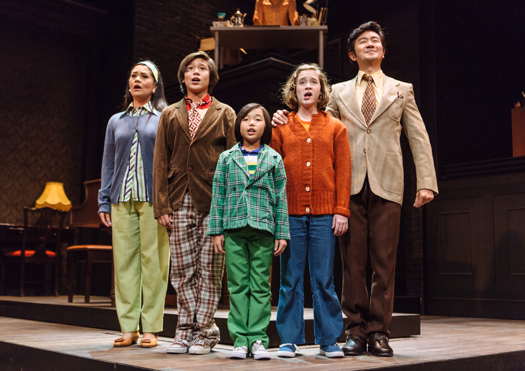 [Review] Fun Home - Pementasan Suatu Pengakuan Yang Tak Direncana- Arts ...